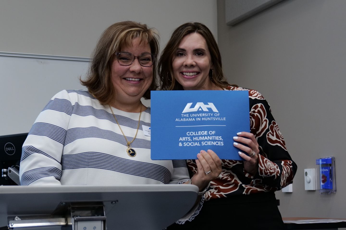 UAH - College of Arts, Humanities, & Social Sciences - Honors & Scholarship