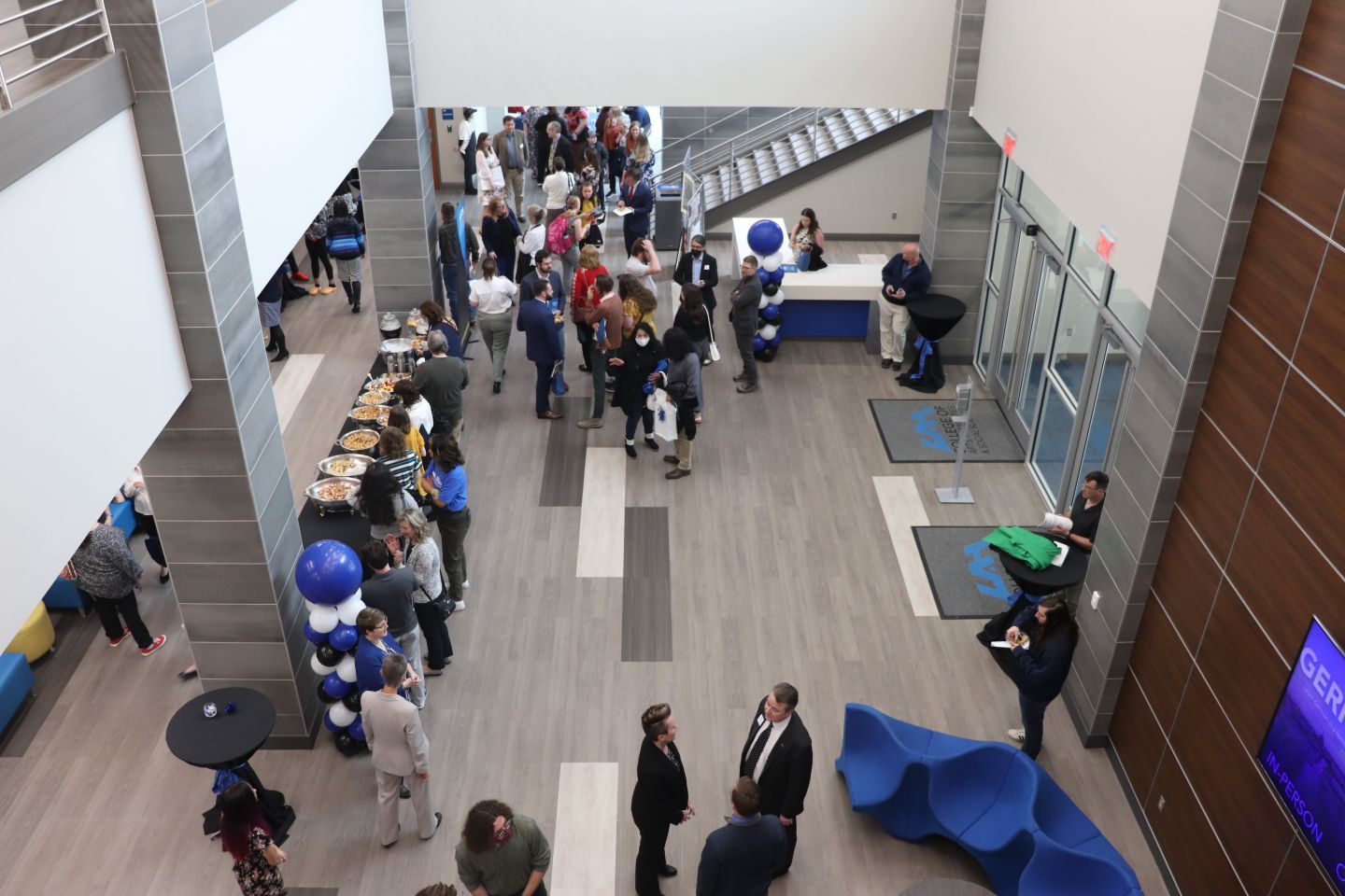 UAH - College of Arts, Humanities, & Social Sciences - Honors & Scholarship