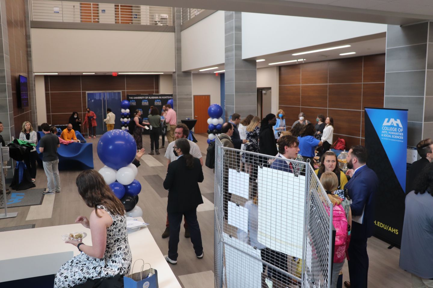 UAH - College of Arts, Humanities, & Social Sciences - Honors & Scholarship