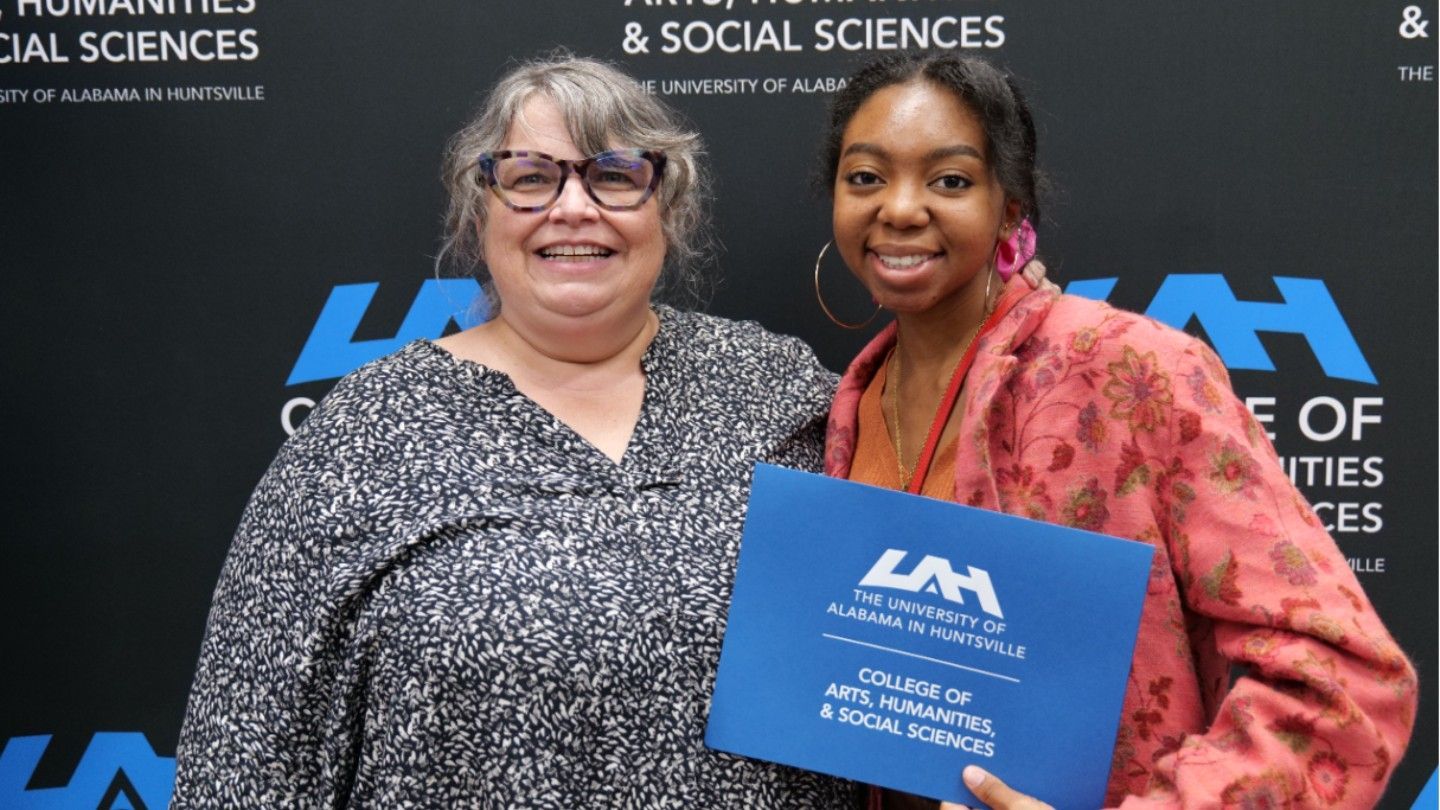UAH - College of Arts, Humanities, & Social Sciences - Honors & Scholarship